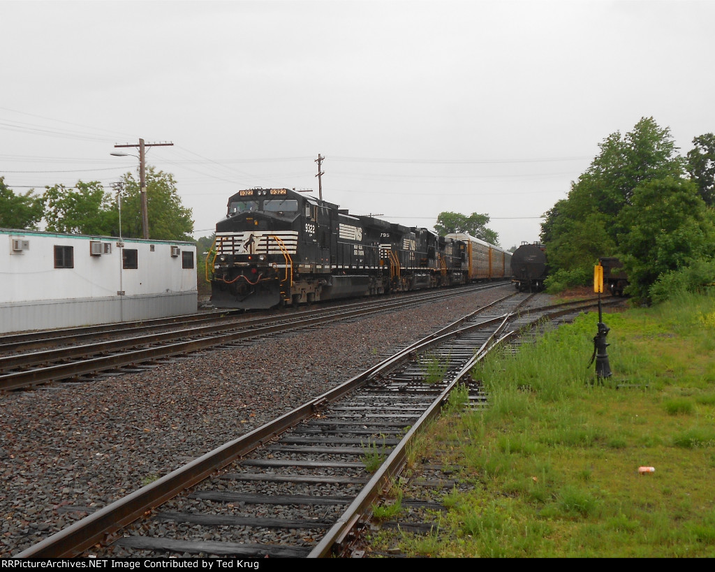 NS 9322, 8795 & 9517